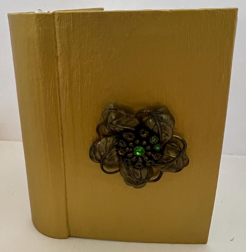 Assemblage Art, Shrine, Nicho, Shadow Box, Mixed Madia, Wall Art - Etsy