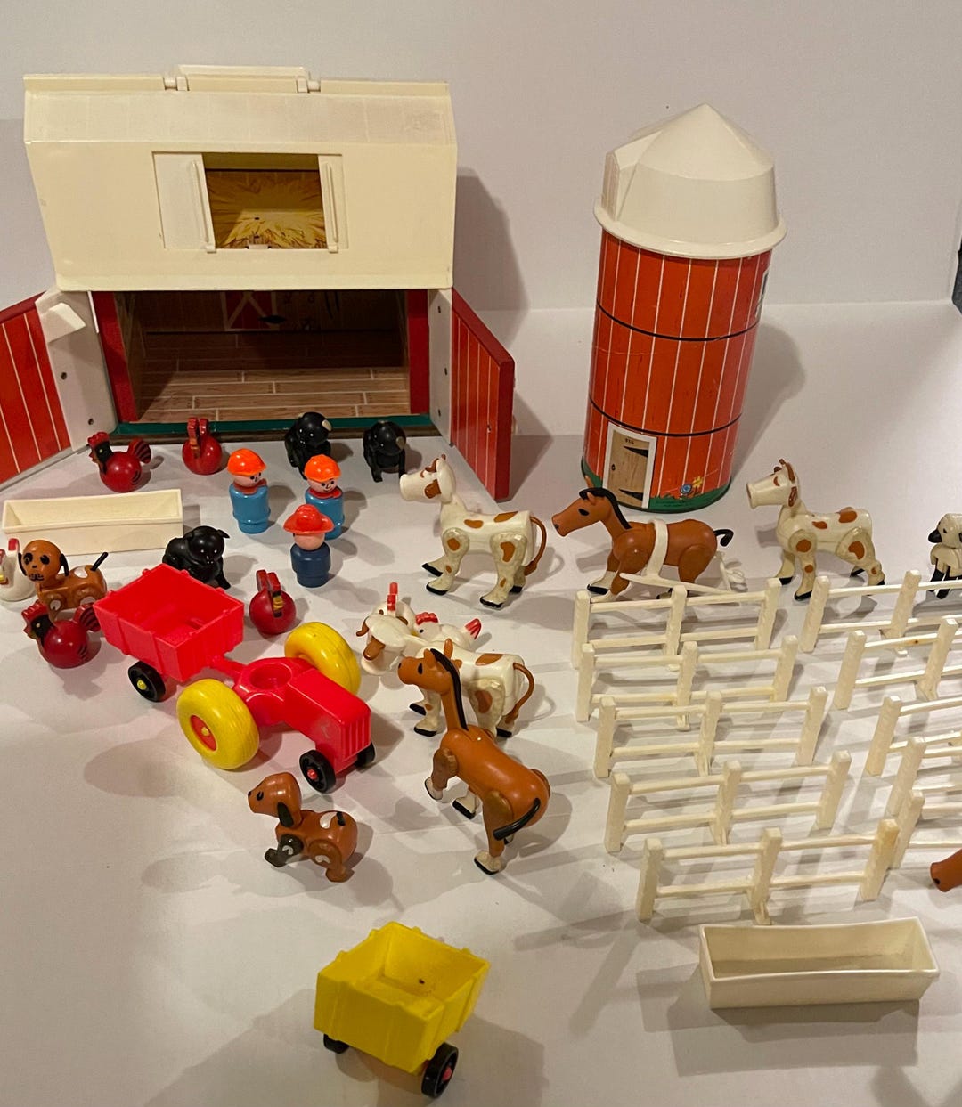 Vintage Fisher Price Little People Barn - Etsy