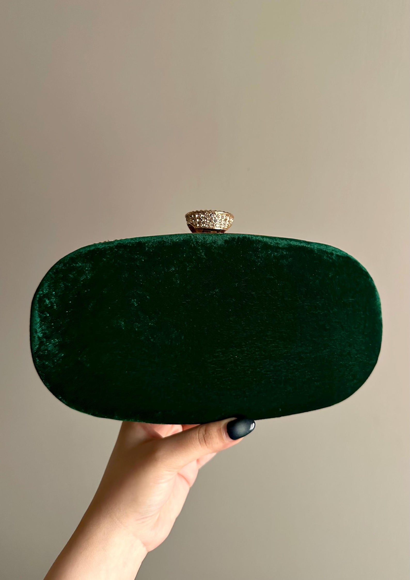 KAVI Emerald Green Clutch Purse With Gold Detailing, Hard Gold Clutch ...