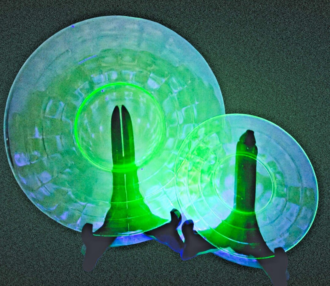 Vintage Uranium Glass Plate Set, Anchor Hocking Block Optic - Etsy
