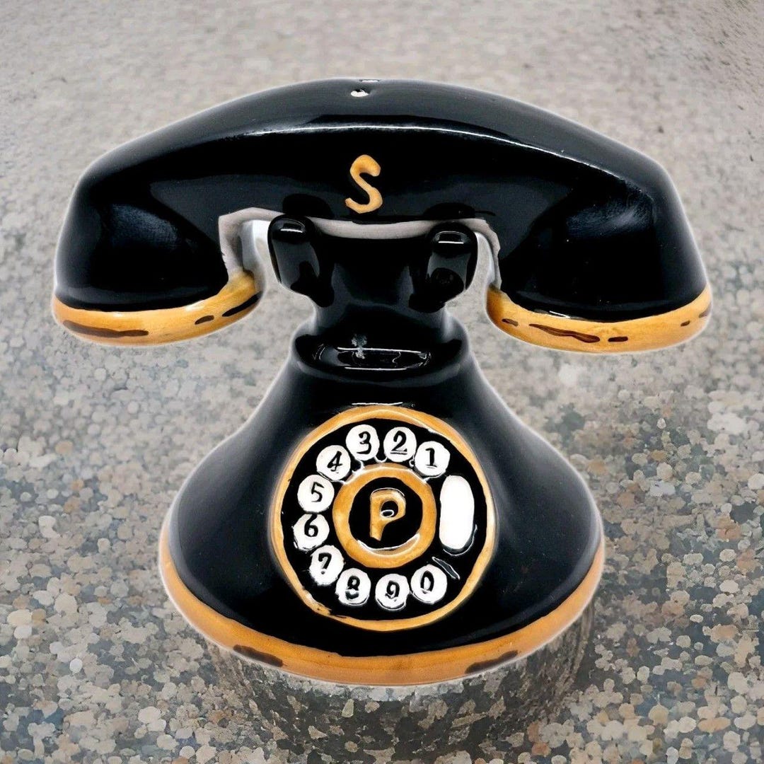 Vintage Old Fashioned Rotary Telephone Ceramic Salt & Pepper Shaker Set ...