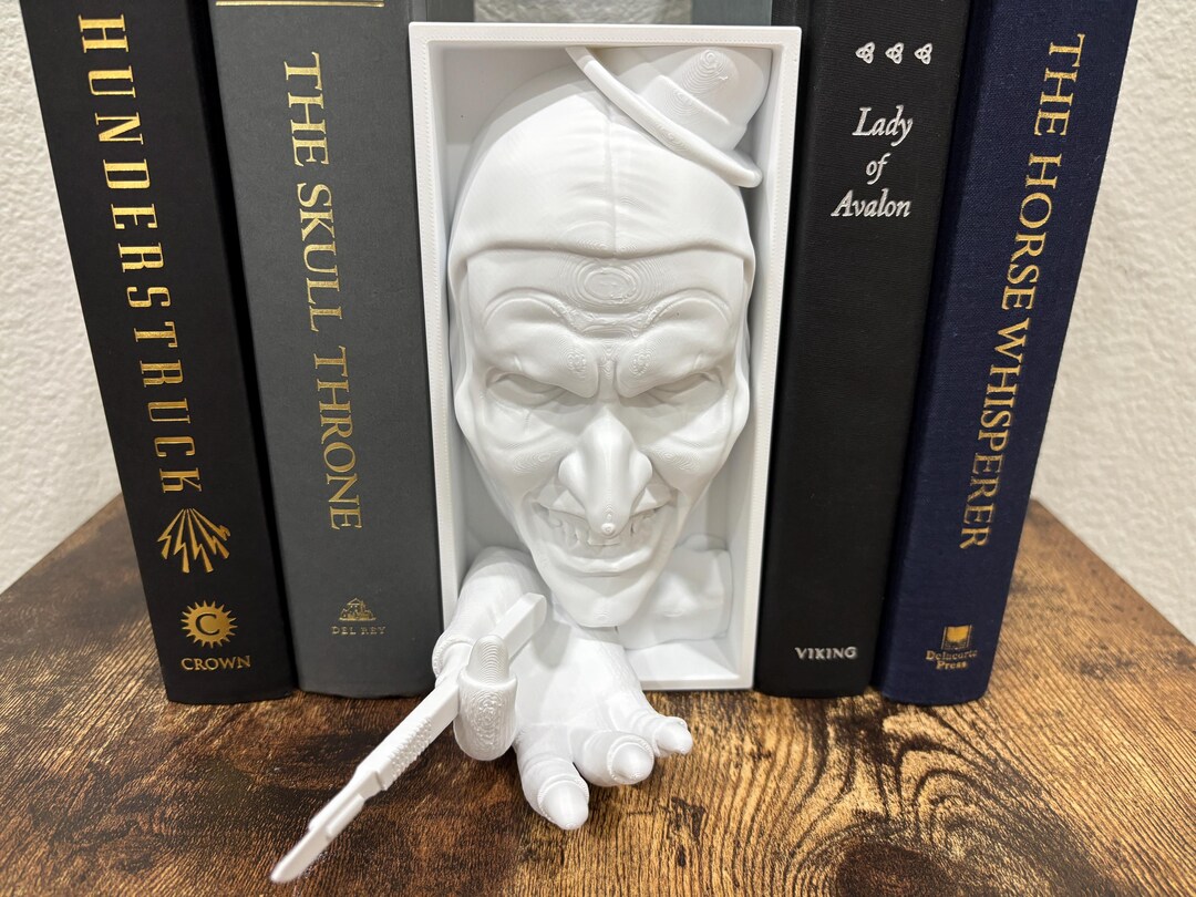 Art the Clown From Terrifier Book Nook Shelf Decoration Decor Bookend ...