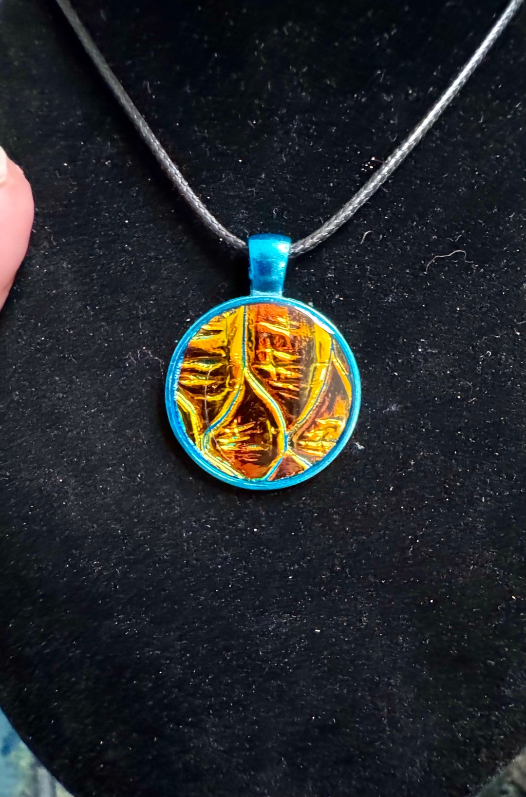 Holographic Snake Embossing Symphony Pendant Green/gold - Etsy