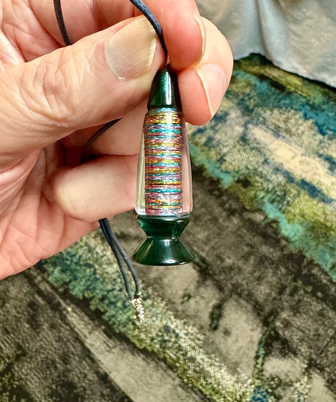 Lava Lamp Holographic Thread Rainbow Rod Necklace in Green. - Etsy