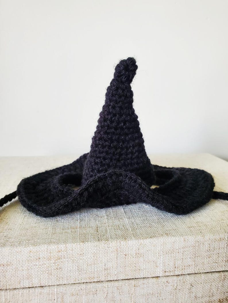 Crochet Witch Hat for Cats: Handmade Halloween Costume - Etsy