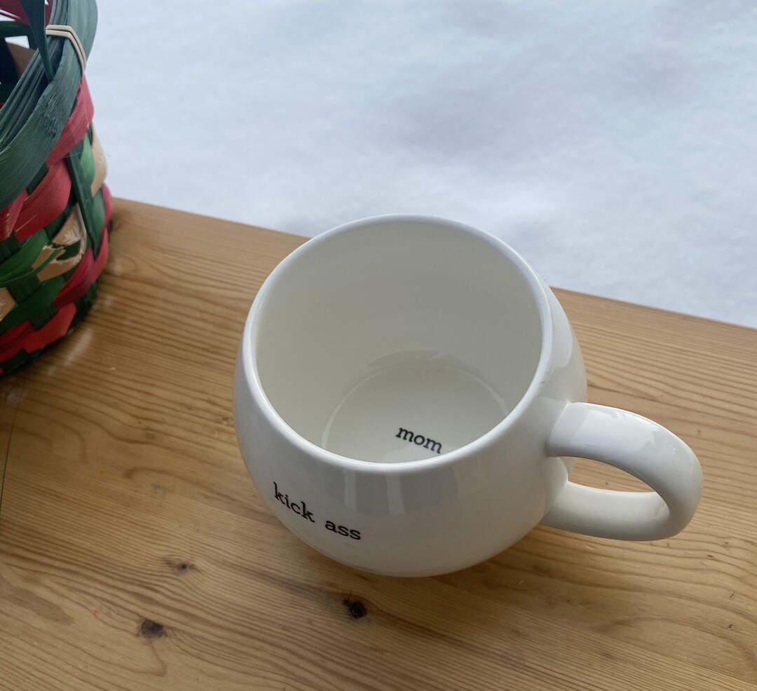 Kick Ass Mom Mug: White & Chubby, Funny Idea, for Strong Moms and ...