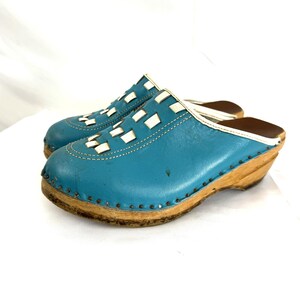 Vintage Blue White Woven Leather Clog Mules - Kwaylo - Etsy
