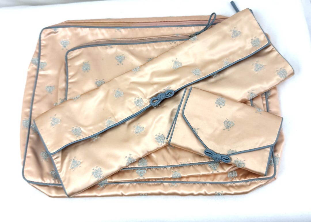 Vintage 1930s 40s Carlin Comforts New York Pink Rayon Silk Four Piece ...