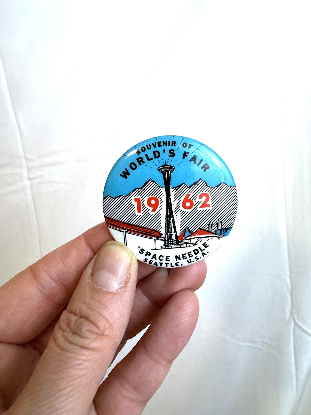 Vintage 1960s 1962 Seattle World's Fair Pinback Space Needle Pin Button ...