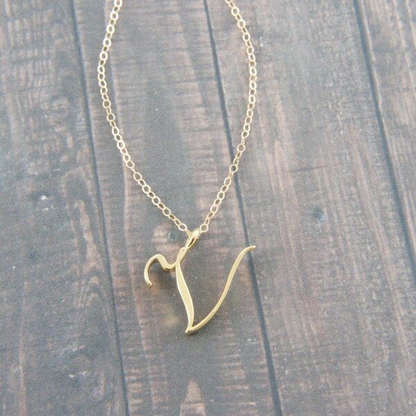 Initial V - Etsy