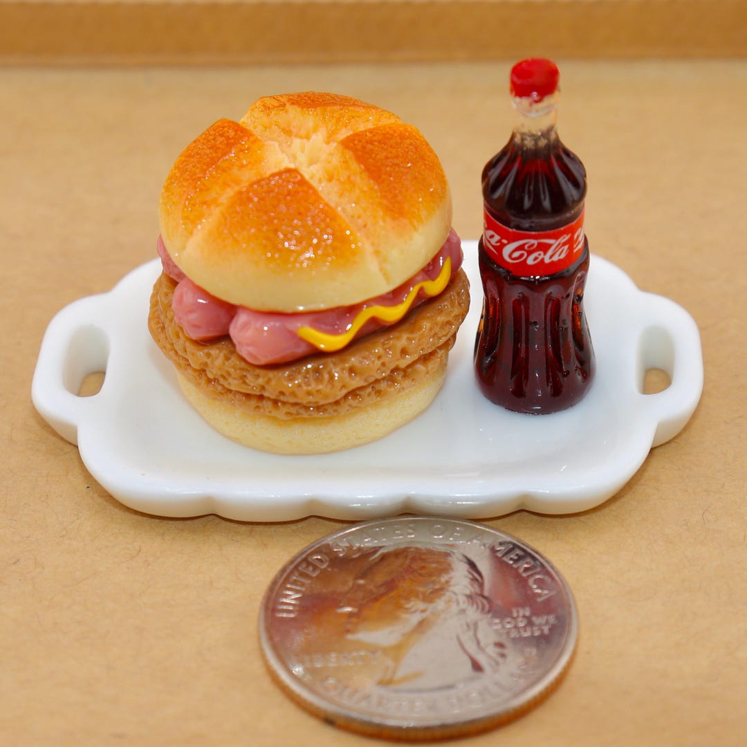 Miniature Fast Food Set - Tiny Burger & Drink on Tray - Dollhouse Food ...