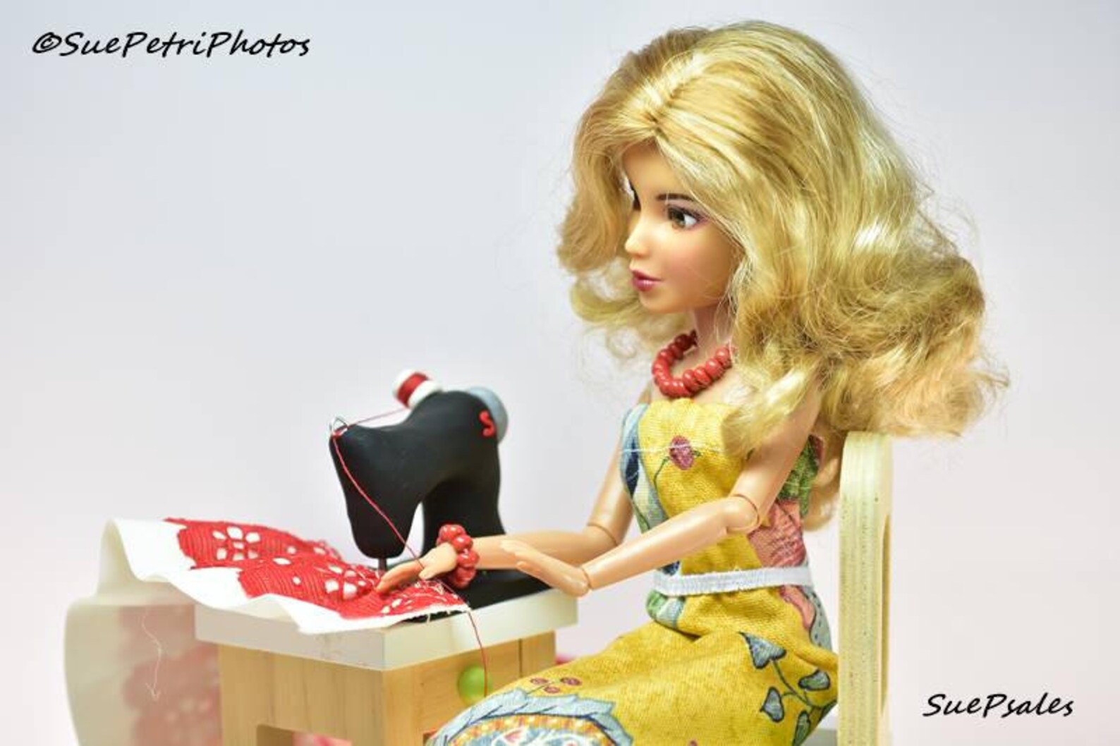 Sewing Machine Figurine Fashion Doll Sewing Machine 1:6 - Etsy Canada