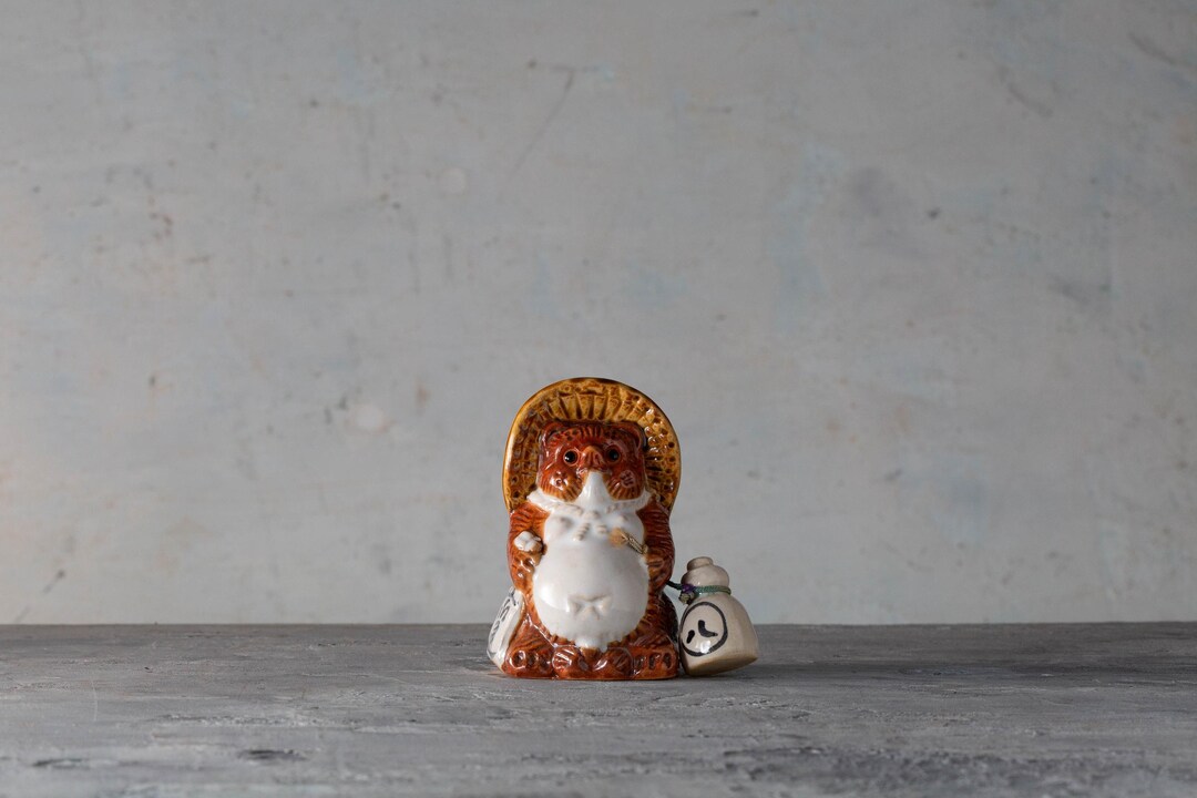 Tanuki Shigaraki-yaki Lucky Tanuki Figurine, a Traditional Japanese ...