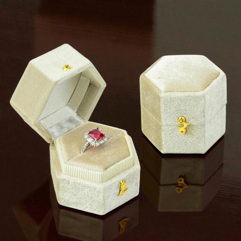 Velvet Hexagon Ring Box – Luxury Engagement Ring Case, Soft Jewelry ...