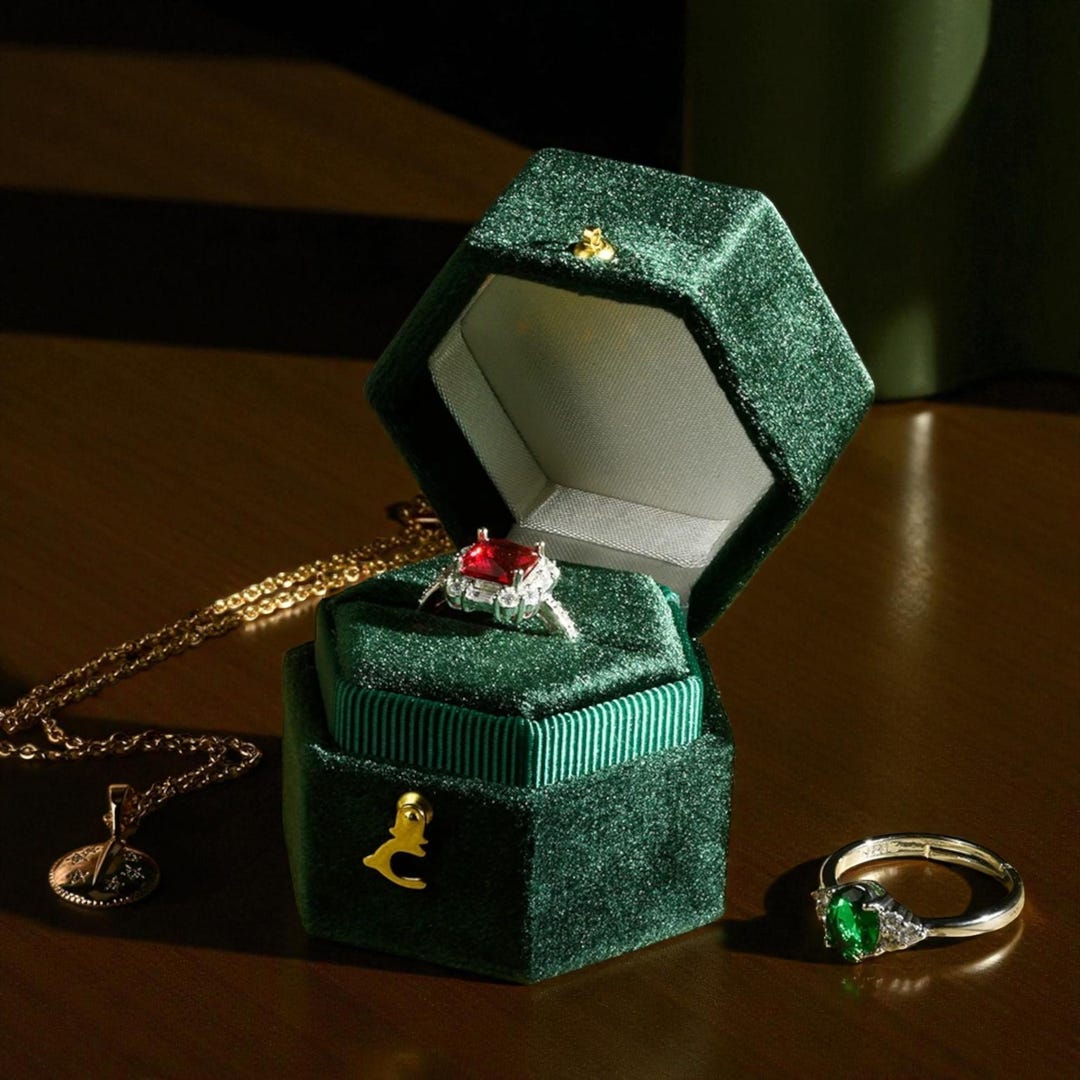 Velvet Hexagon Ring Box – Luxury Engagement Ring Case, Soft Jewelry ...