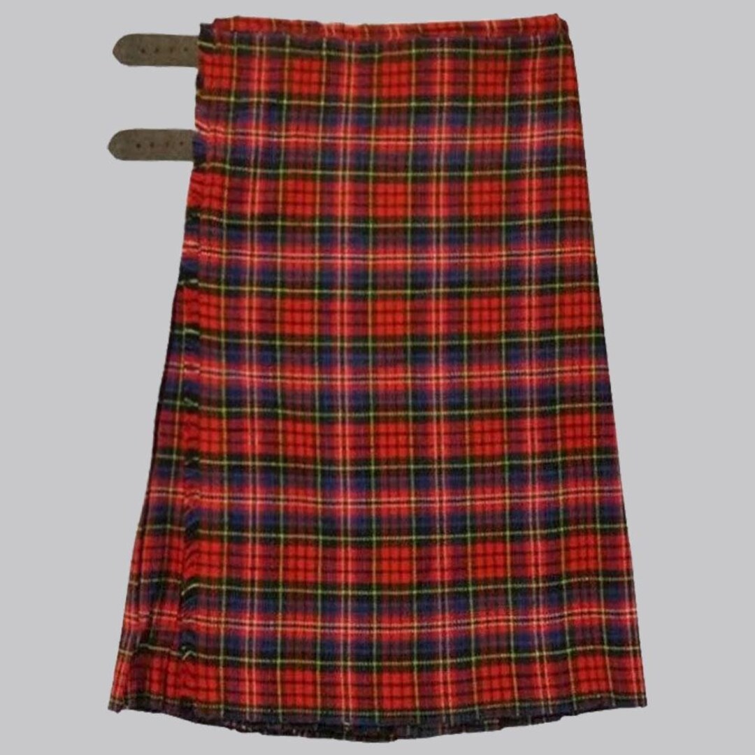 Highland Macpherson 8 Yard Tartan Kilt - Handmade Scottish Kilts ...