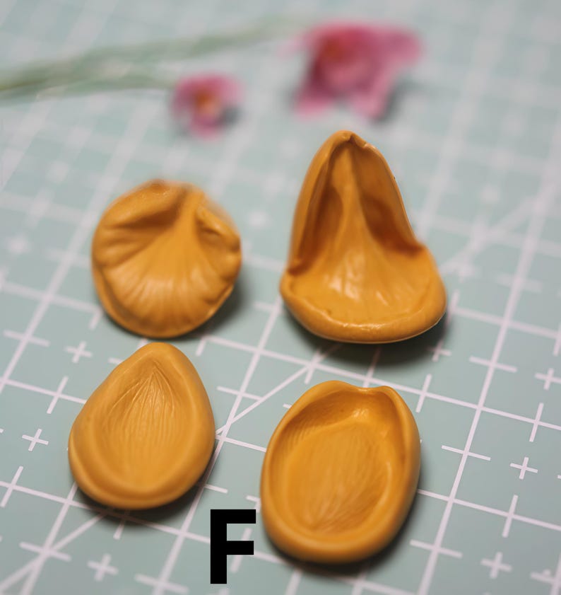 Highly Detailed Miniature Phalaenopsis Orchid – Handmade Dollhouse ...