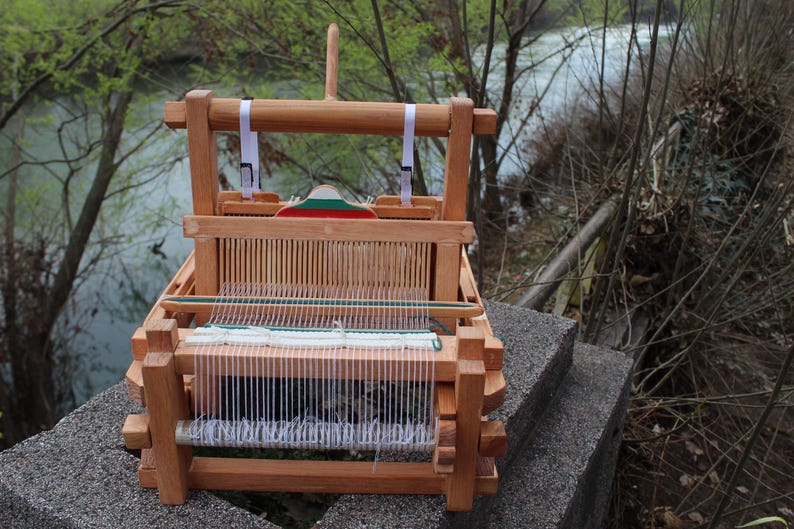 Small Loom.mini Weaving Machine.hand Weaving Machine.hobby. Craft ...