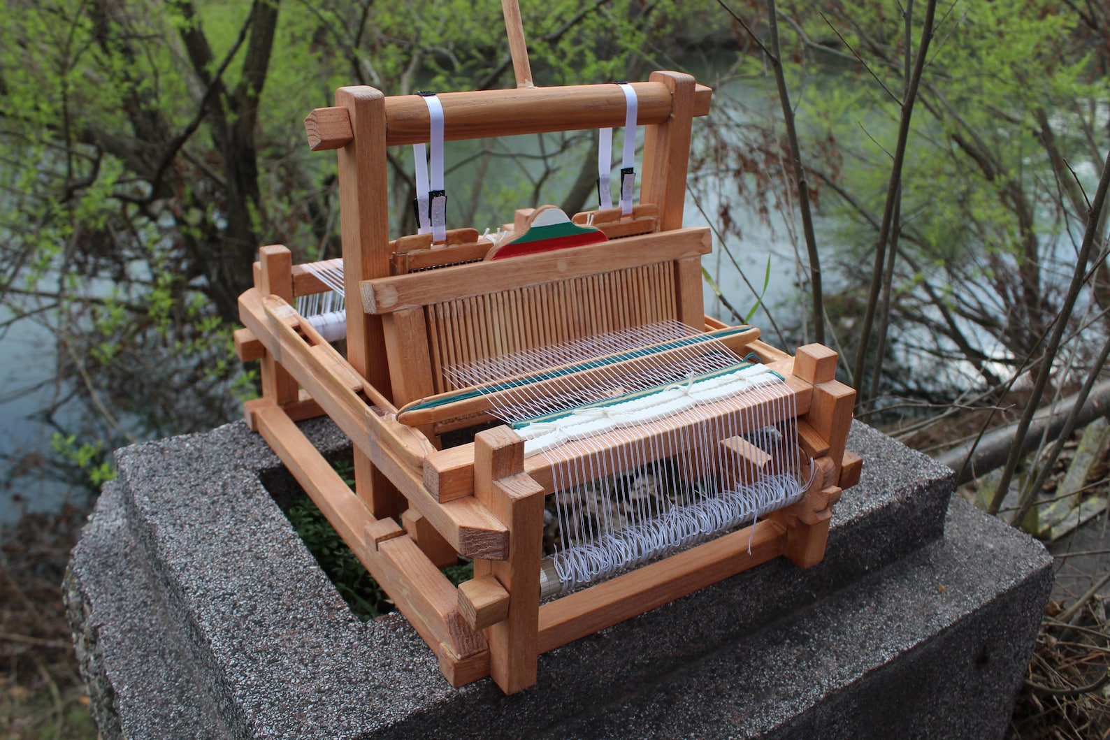 Vintage Mini Weaving Loom: Hand Weaving Machine With Rug - Etsy
