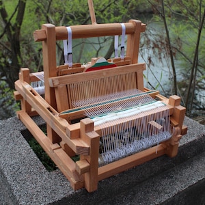 Small Loom.mini Weaving Machine.hand Weaving Machine.hobby. Craft ...