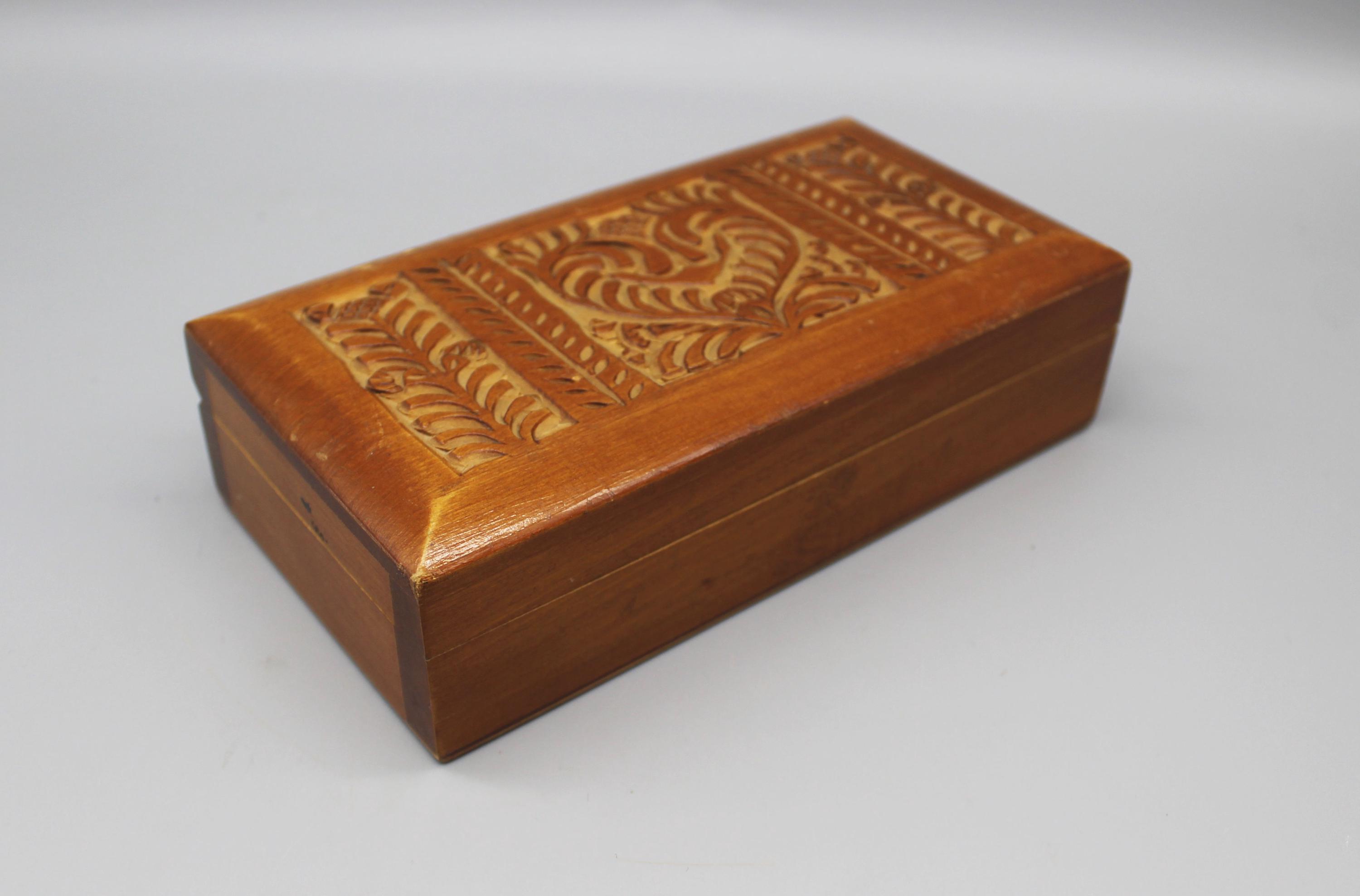 Hand-engraved Wooden Box - Vintage Keepsake Box - Wooden Jewelry Box ...