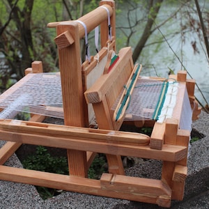 Small Loom.mini Weaving Machine.hand Weaving Machine.hobby. Craft ...