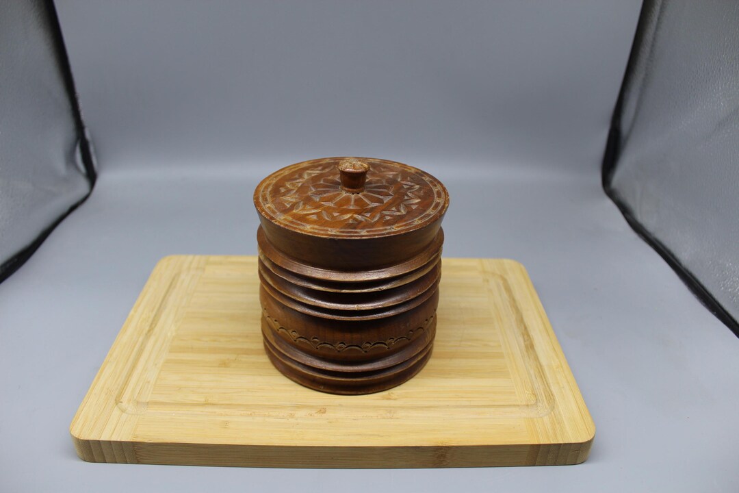 Cigarette Box. Wooden Round Vintage Box. - Etsy