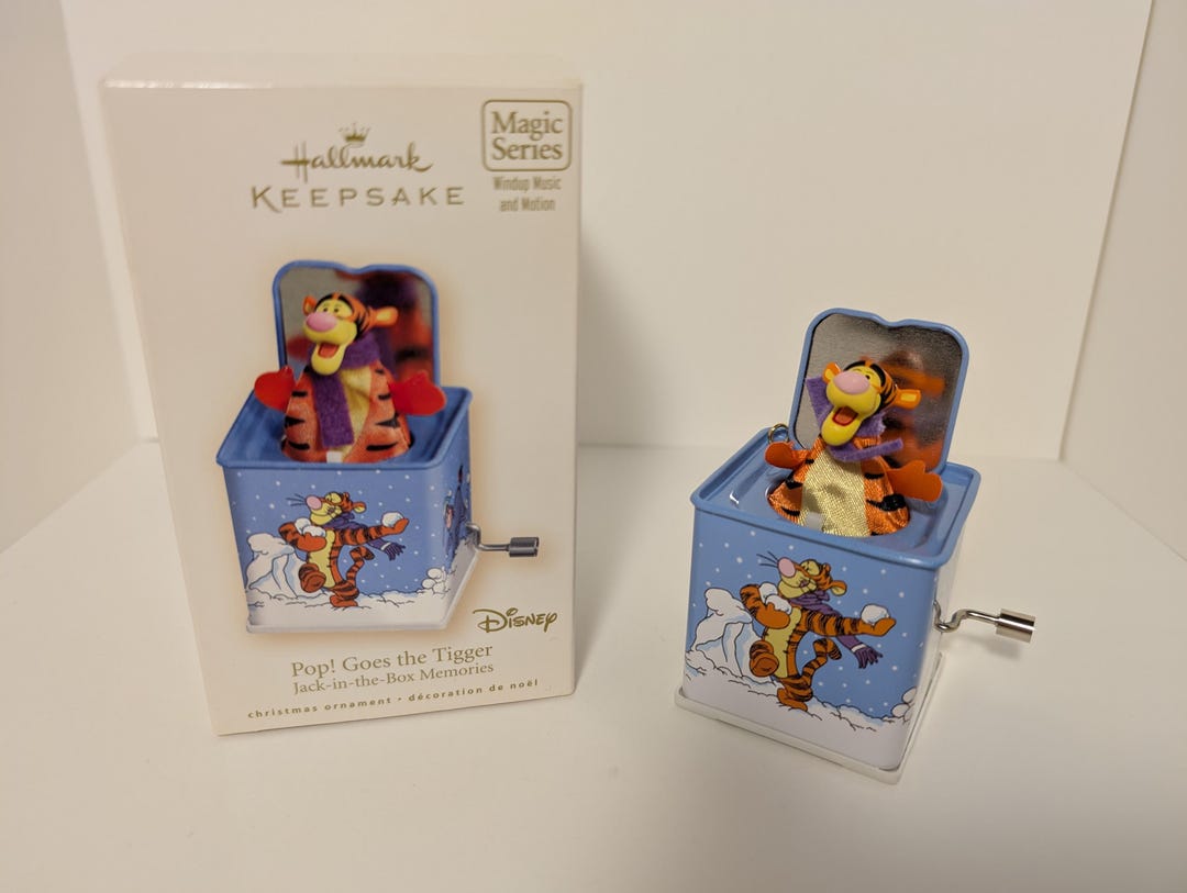Hallmark Ornament: Pop Goes the Tigger Jack-in-the-box Memories 5th in ...