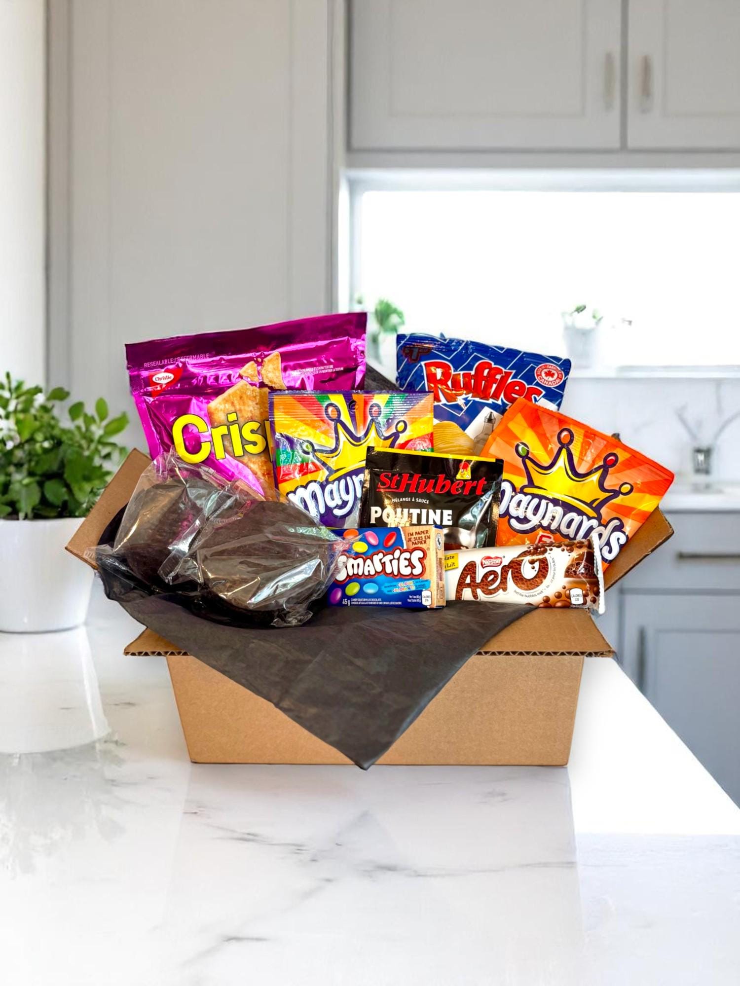 Custom Canadian Snack Box: Taste of Montreal Treat Sampler - Etsy