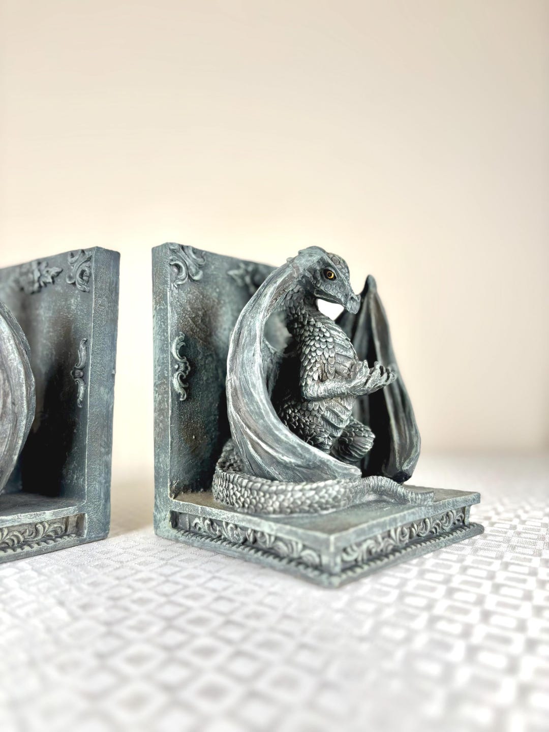 Vintage Gothic Dragon Bookends Set of 2 | Grey Resin Fantasy Dragon ...