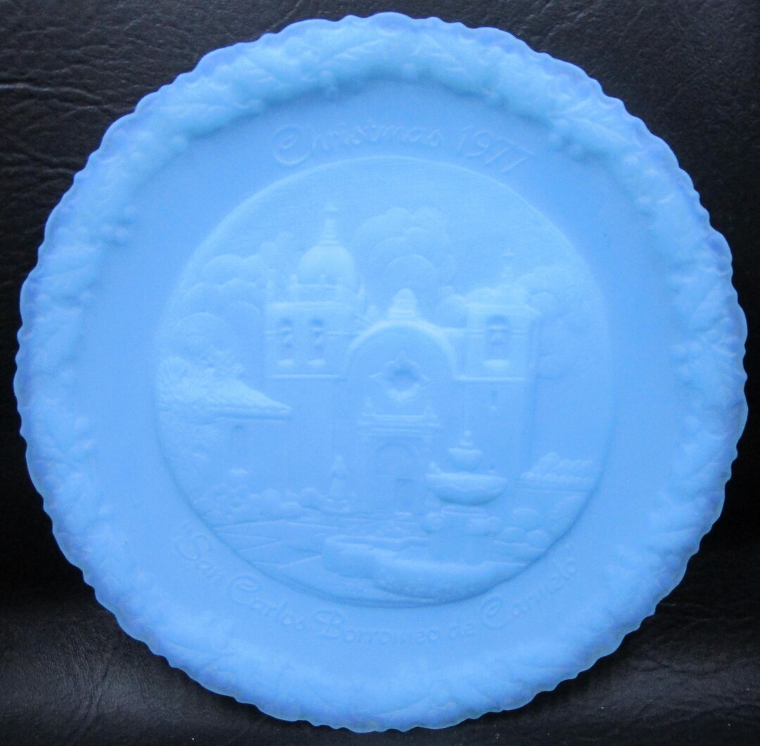 Fenton 1977 "san Carlos Borromeo De Carmelo" Christmas Plate Christmas ...