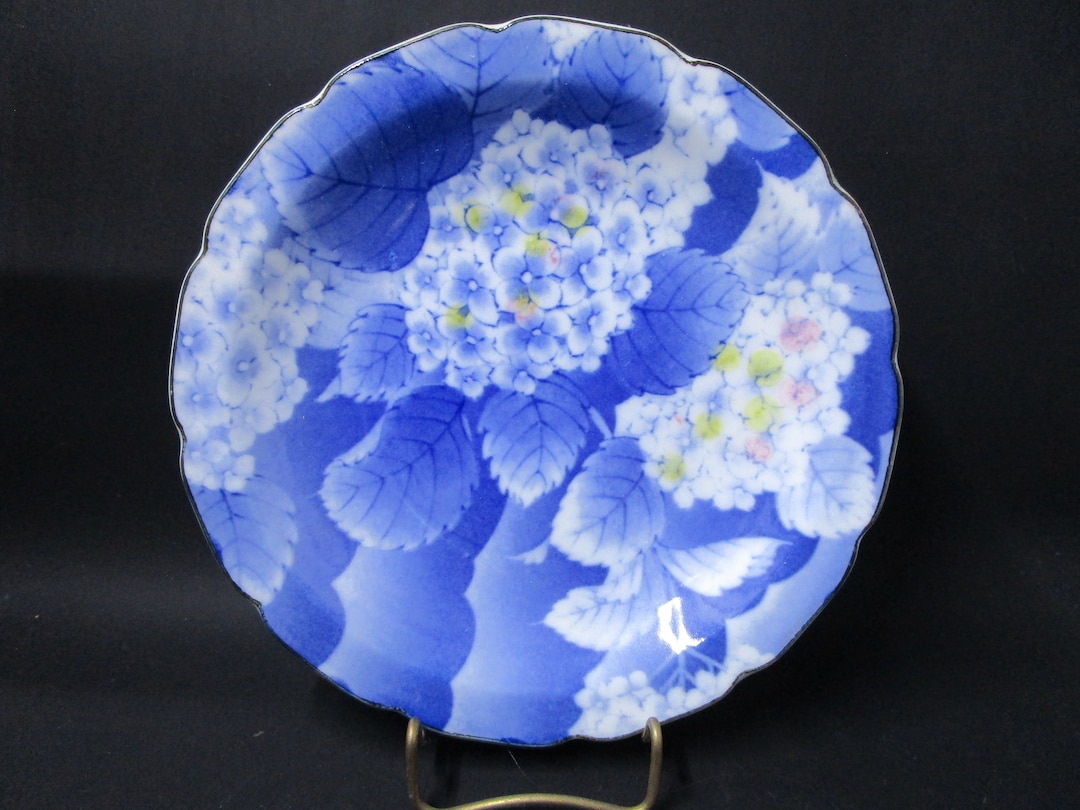 Blue Hydrangeas Plate, Blue and White 5 1/4" Diameter Black Edge, No ...