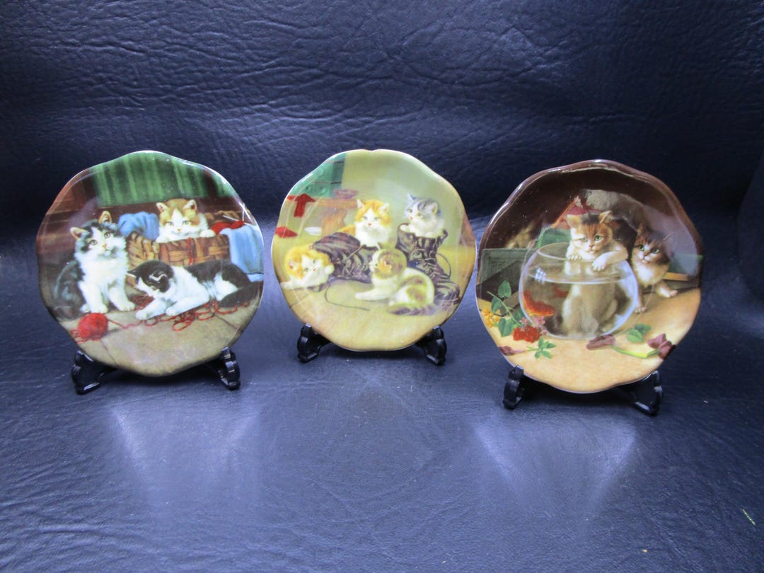 Mini Cat Plates Set of 3 With Easels 3" Decorative Crownford Giftware ...