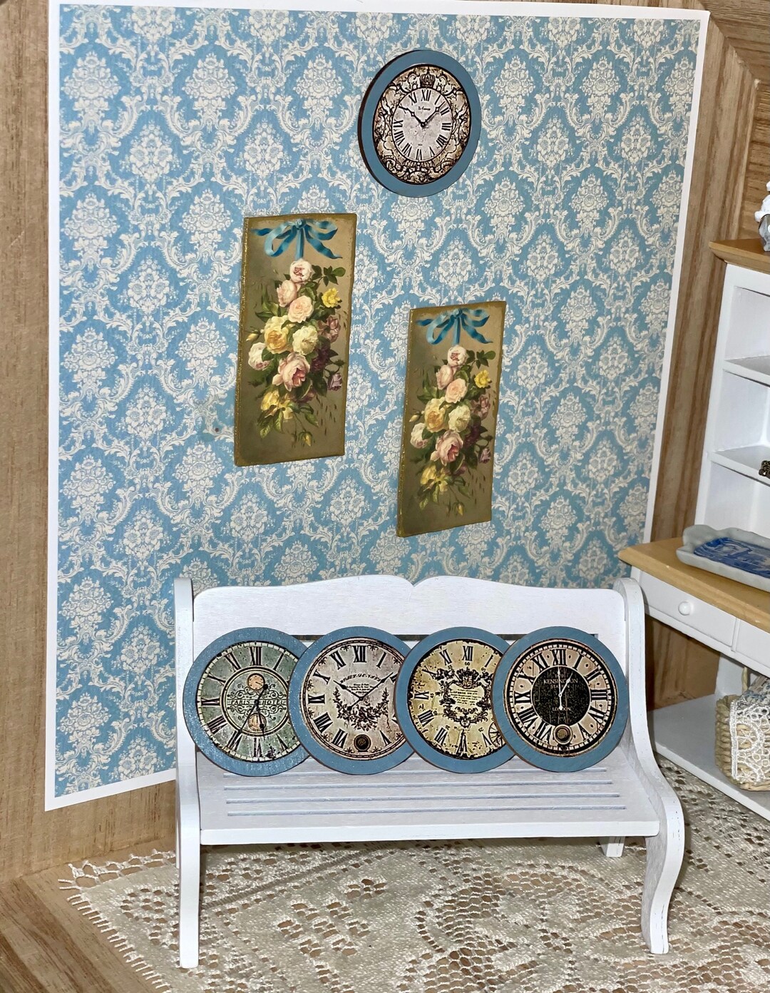Set of 5 Dollhouse Clocks, 1:12 Scale, Dollhouse Miniatures, Miniature ...