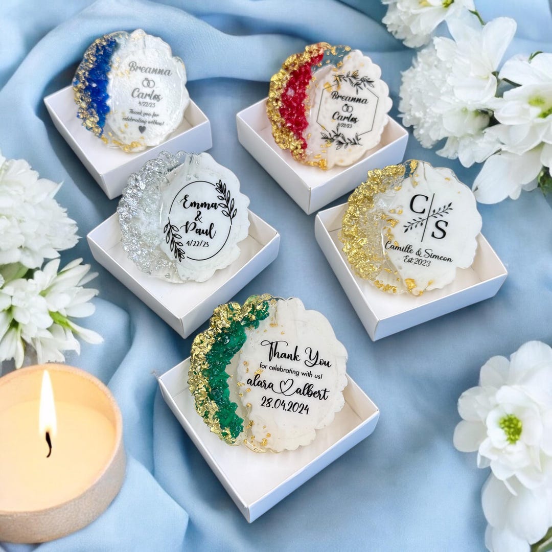 Wedding Favors, Resin Magnet, Custom Wedding Favors for Guests, Wedding ...