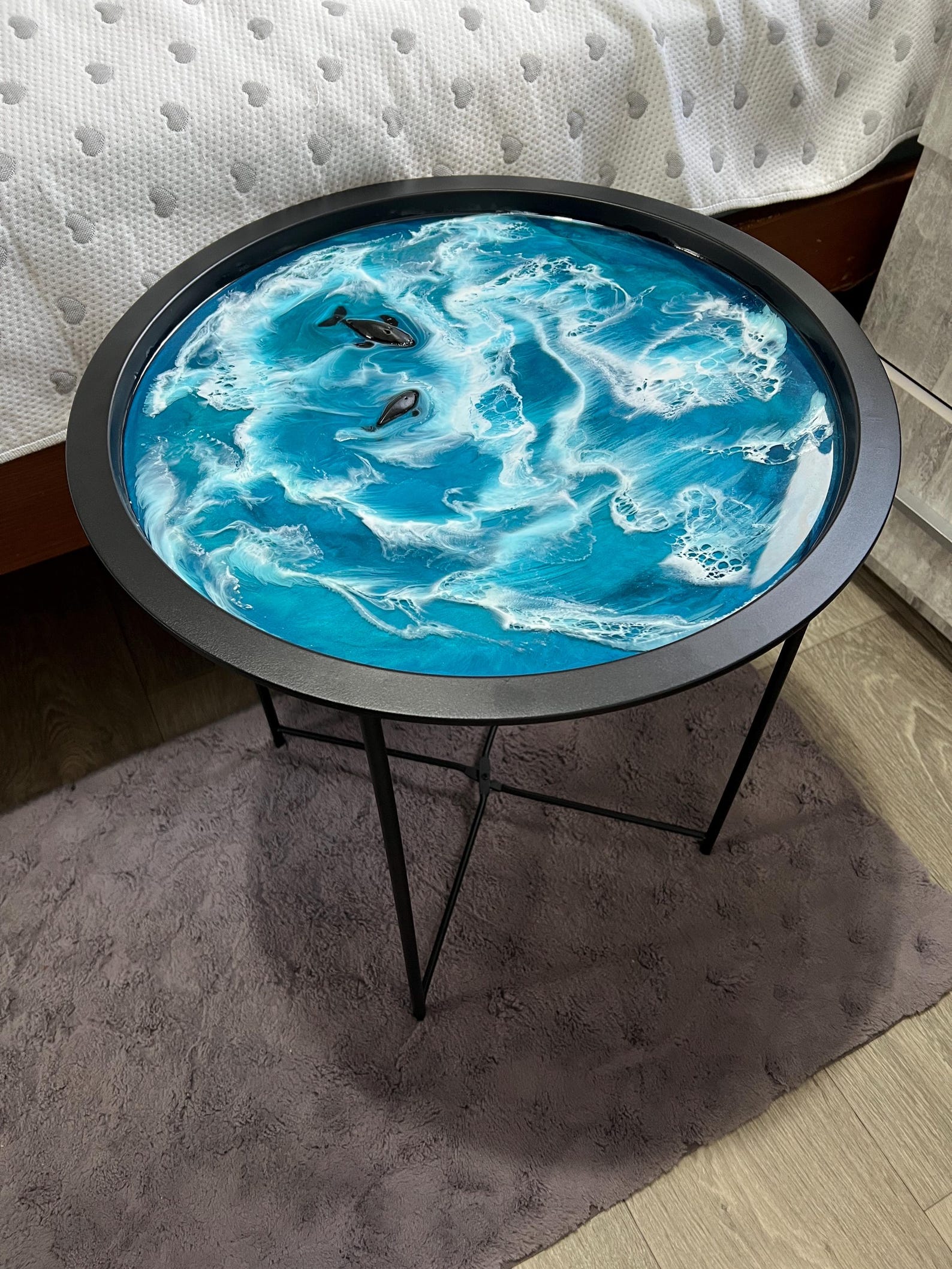 Ocean-inspired Epoxy Resin Coffee Table With 3D Sharks – 47cm Round ...