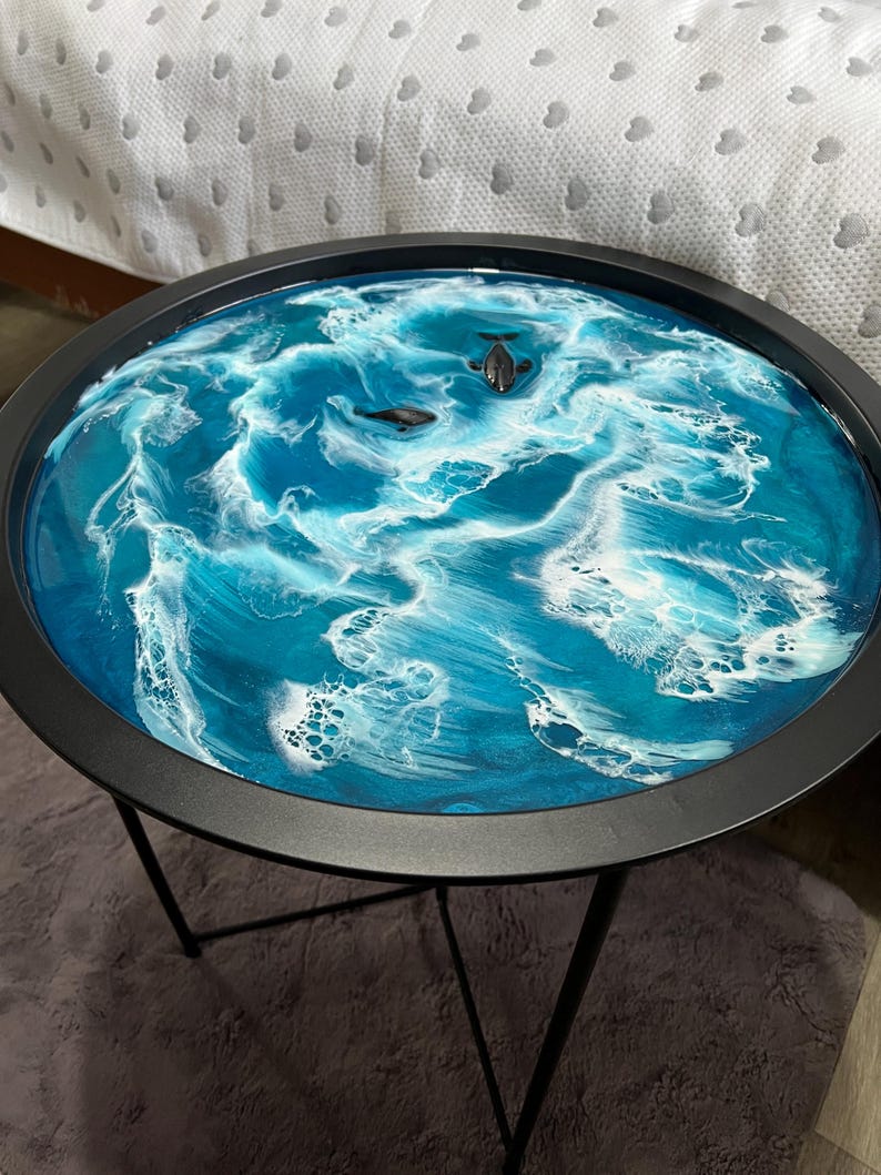 Ocean-inspired Epoxy Resin Coffee Table With 3D Sharks – 47cm Round ...