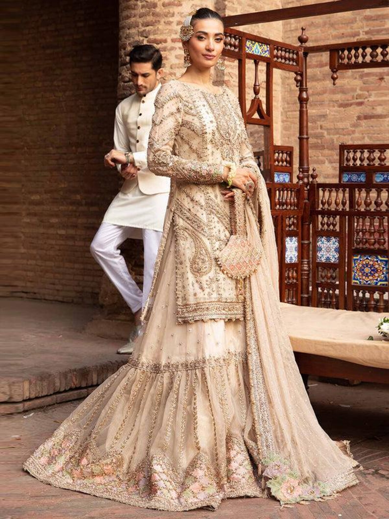 Pakistani Wedding Dresses off White Nikkah Gharara Kurti Guest Outfit ...