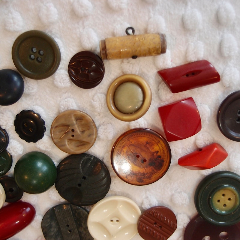 Bakelite Buttons - Etsy