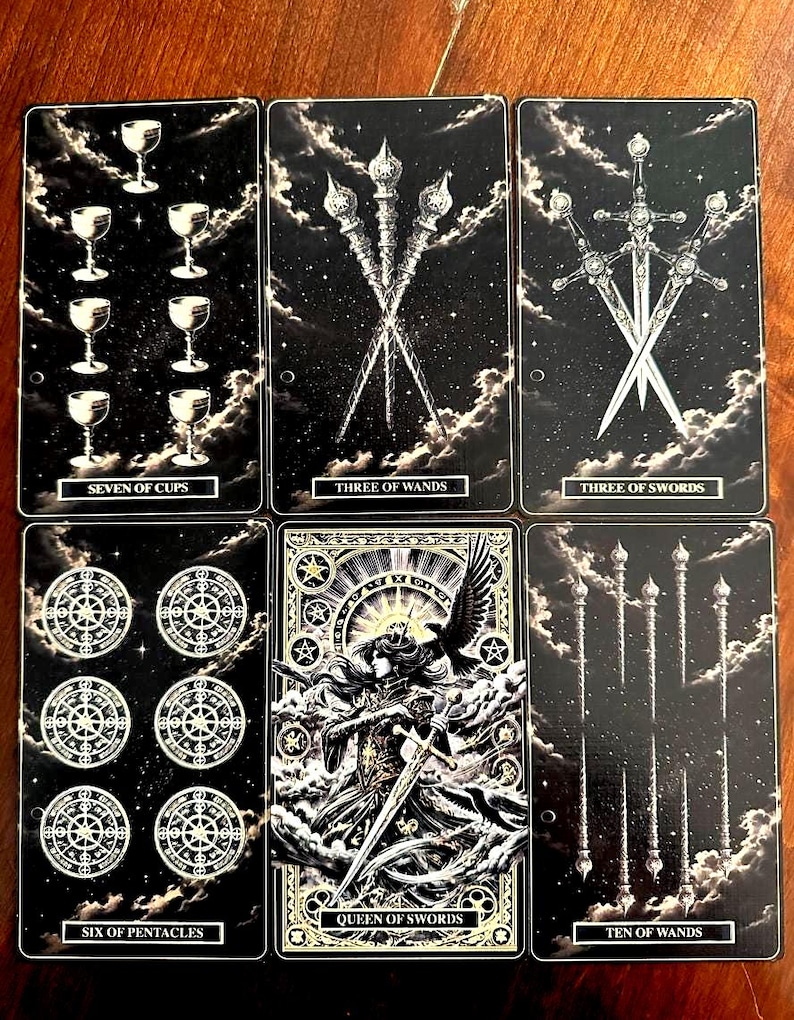 Golden Shadow Tarot Deck – 78 Gold-on-black Cards for Shadow Work ...