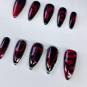 PTV Black and Red Press on Nails With Chain Embellishments Application ...