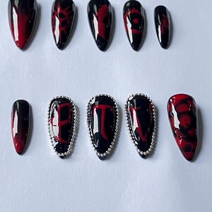 PTV Black and Red Press on Nails With Chain Embellishments Application ...