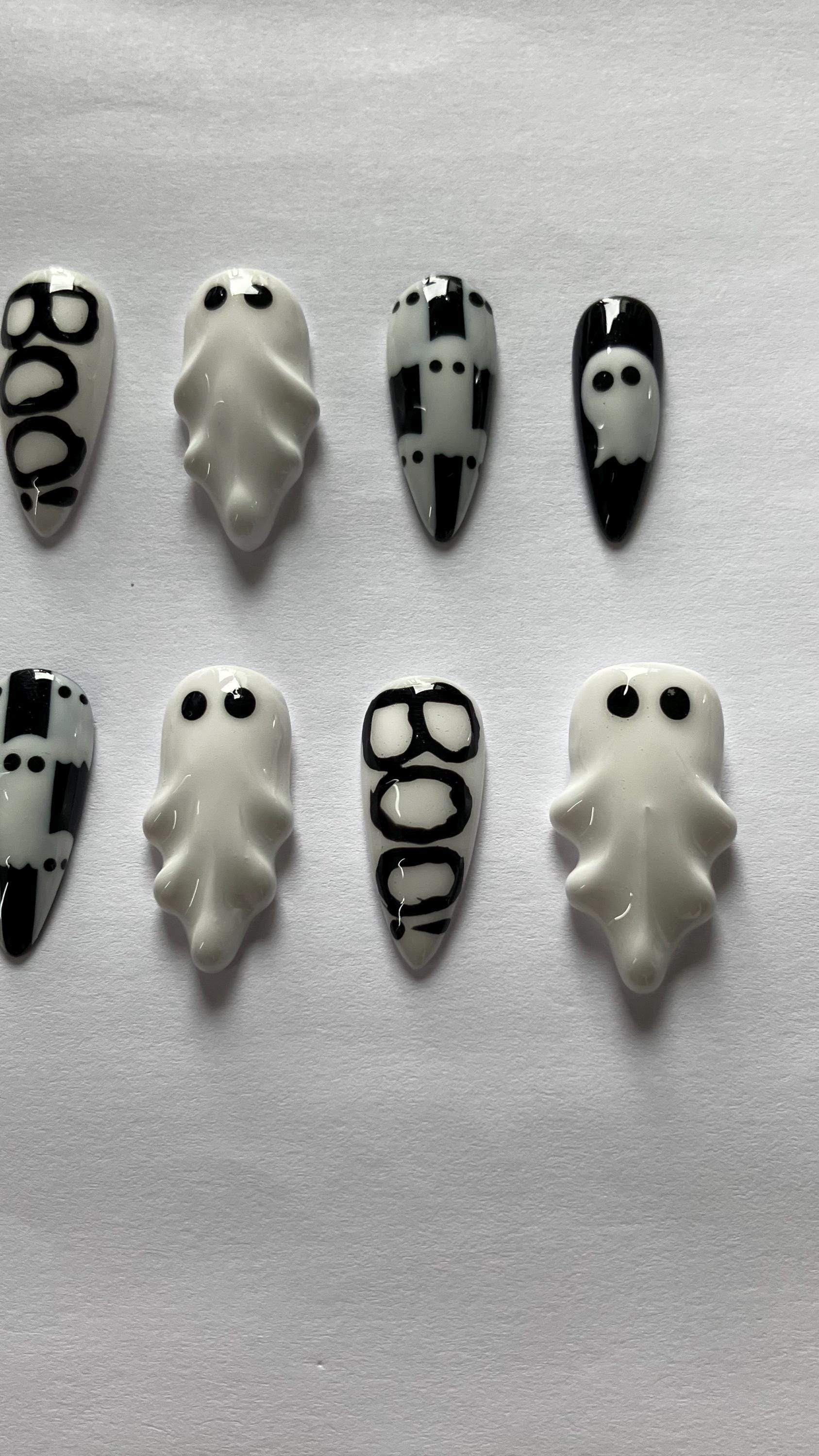 3d Ghosts Halloween Press on Nails Checkerboard Monochrome Design ...
