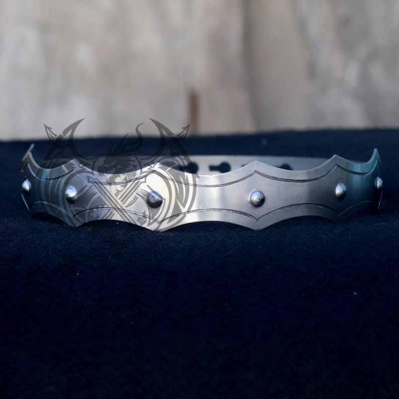 Medieval Crown of Sovereignty Custom-fit Noble Crown for Kings, Queens ...