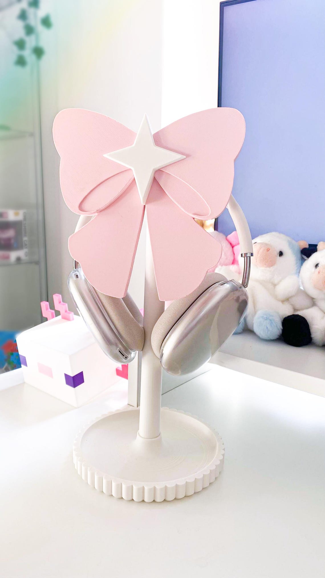 Pastel Pink Bow Headphone Stand : Minimalist Aesthetic - Cozy Gaming ...
