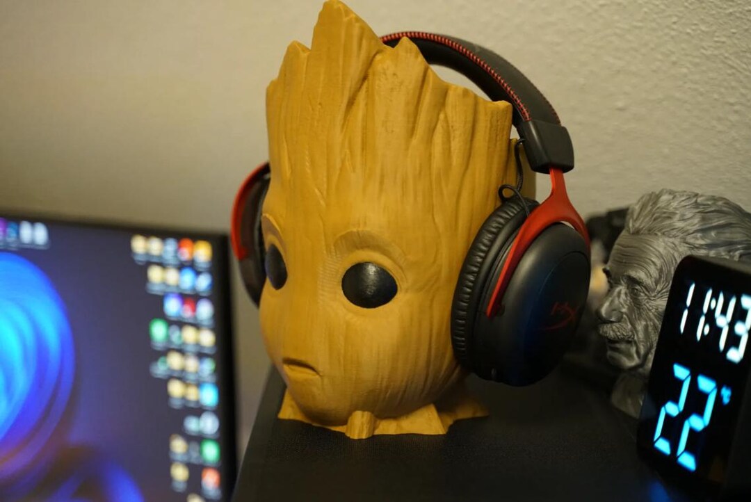 Baby Groot Style Headset / Headphone Stand - Etsy