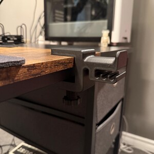 Headset Holder for Your Desk, Adaptable Screw to Keep It Secure to the ...