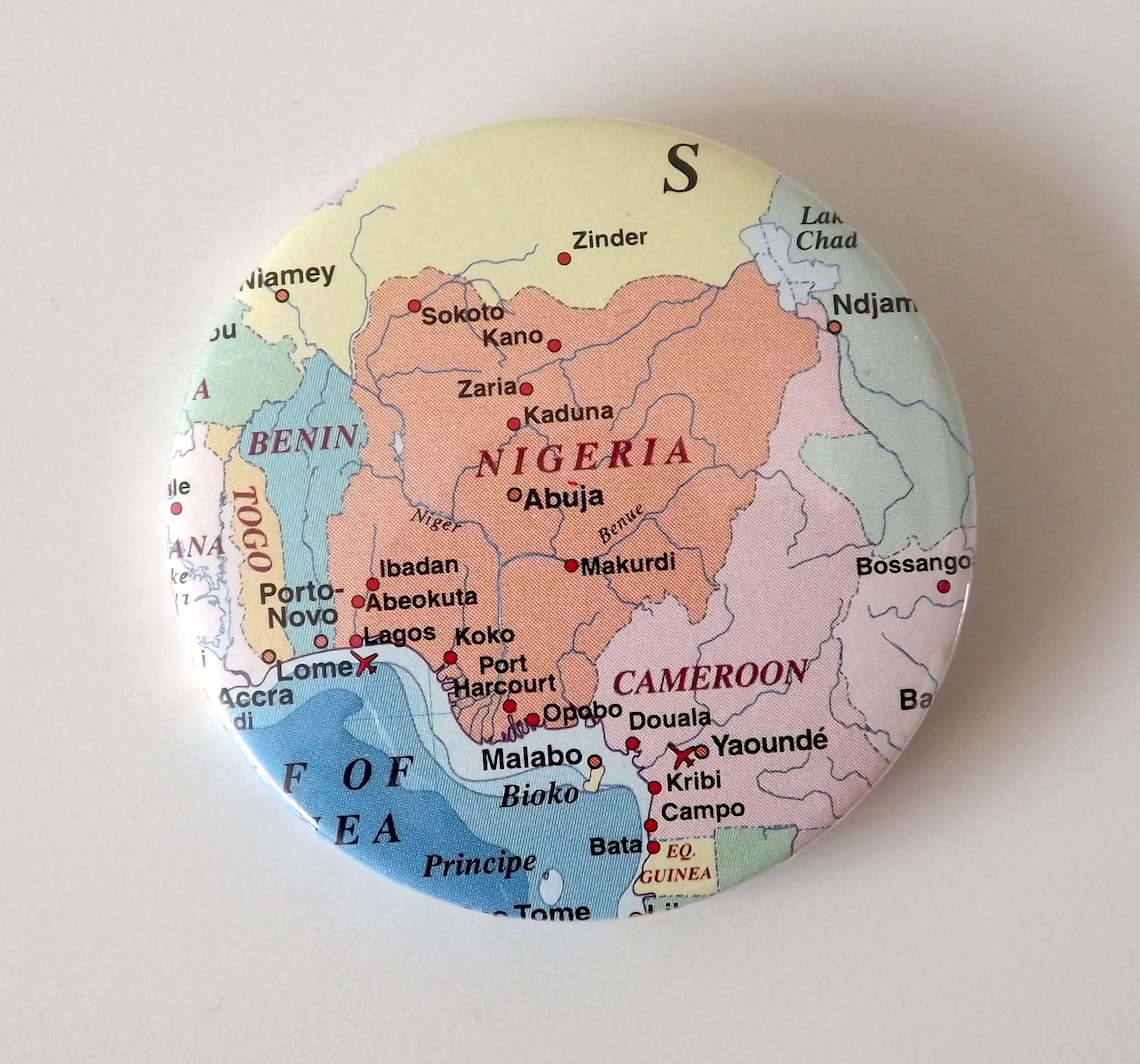 Vintage World Atlas Map Badges 45mm / Gifts for Geography | Etsy