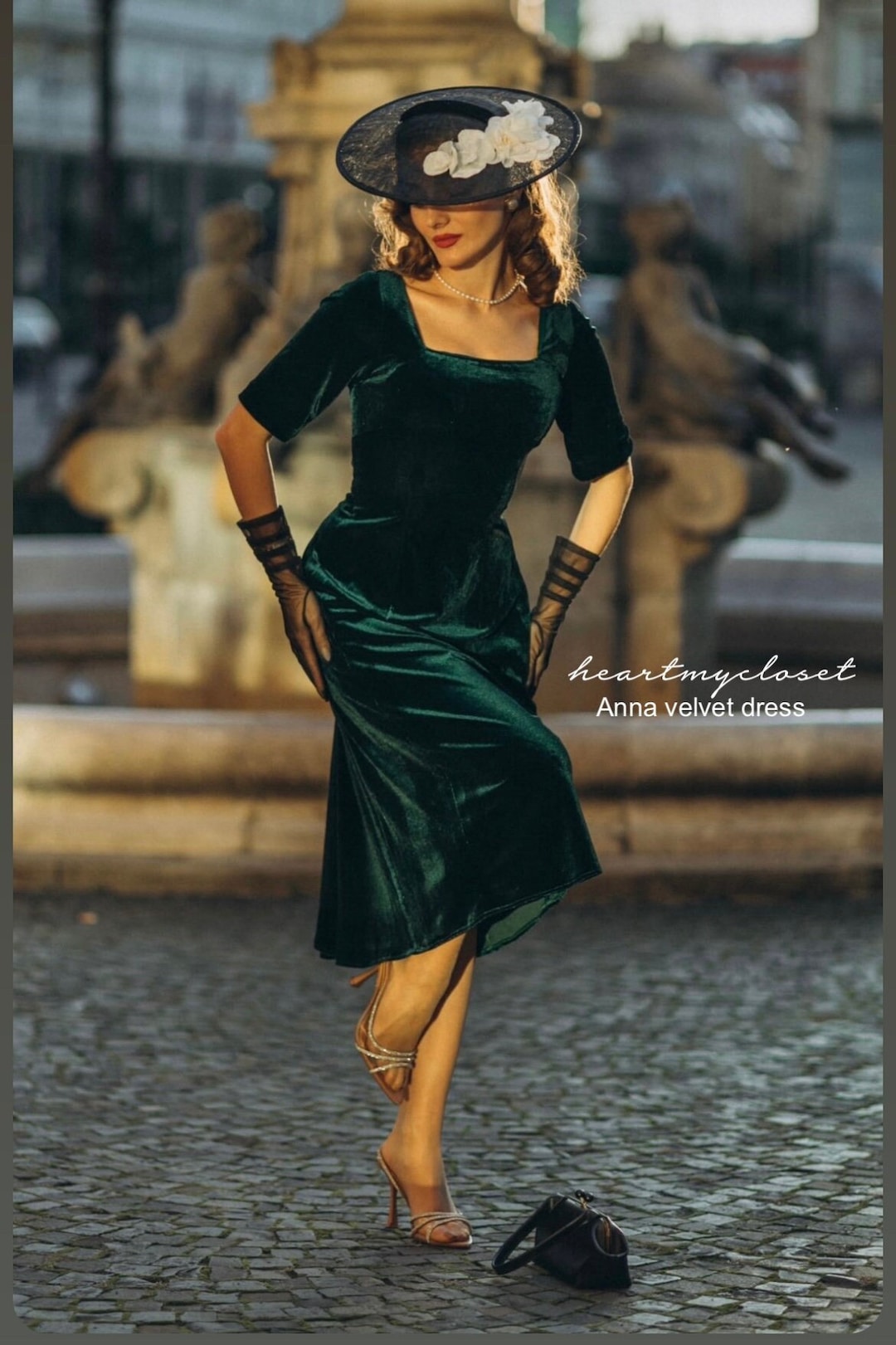 ANNA Velvet- 1950s Vintage Dress With Pleat at Back - Etsy