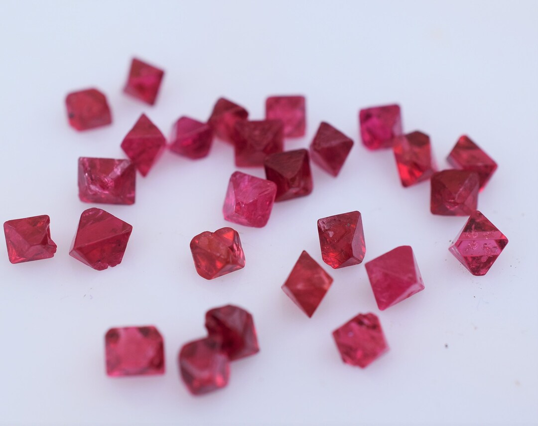 Burmese Spinel Octahedrons, Red Spinel Crystals, Red Spinel Rough Uncut ...